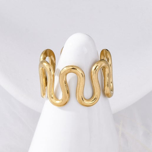 Big Squiggle Ring | Annie Austen